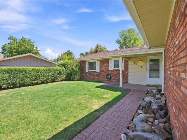 8212 NW 33rd Street