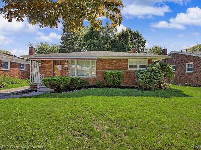 8212 Glengary St, Dearborn Heights, MI 48127