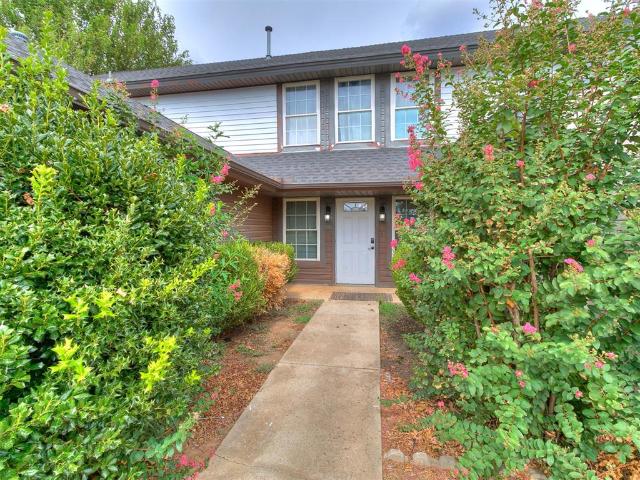 8212 Harvest Hills South Boulevard