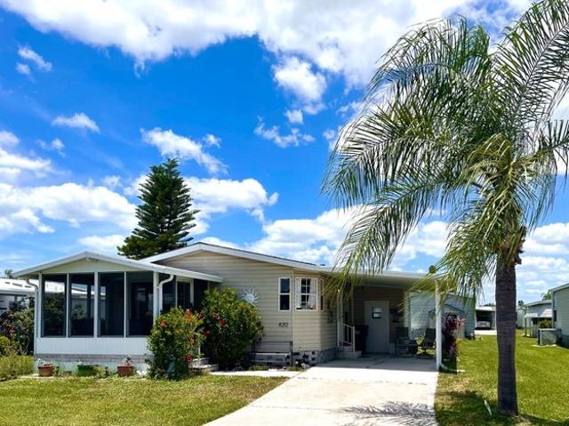 8212 Lemonwood Dr N, Ellenton, FL 34222