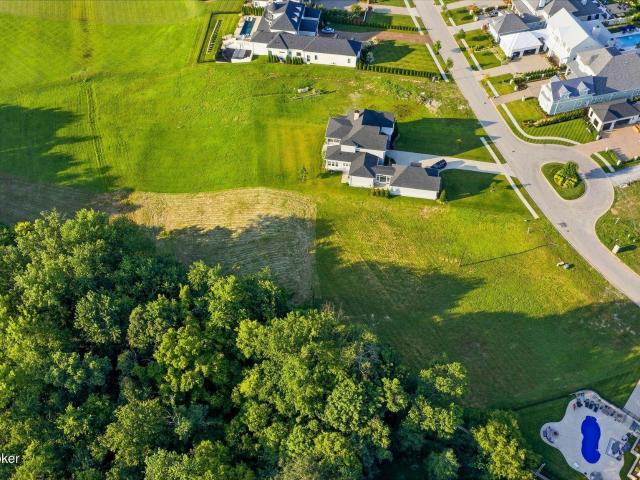 8212 Sutherland Farm Rd