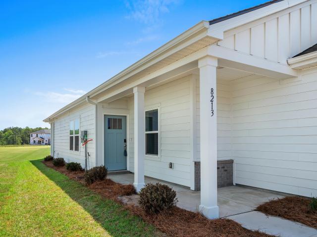 8213 Essence Dr