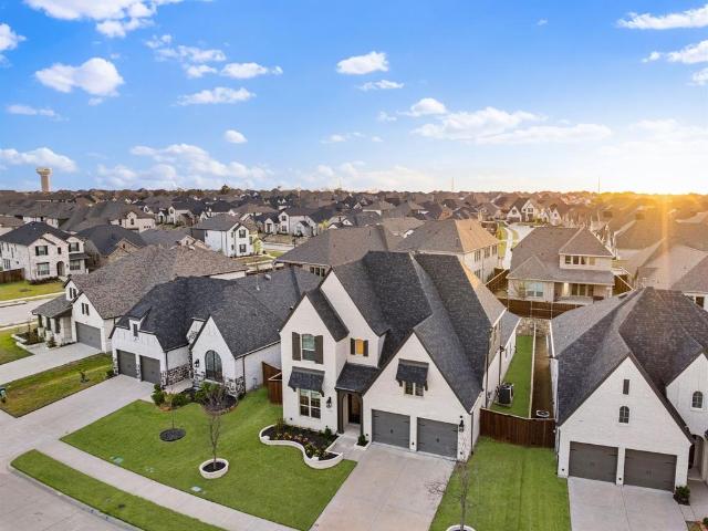 8213 Legacy Oak Dr, McKinney, TX 75071 | MLS #21213 | Compass
