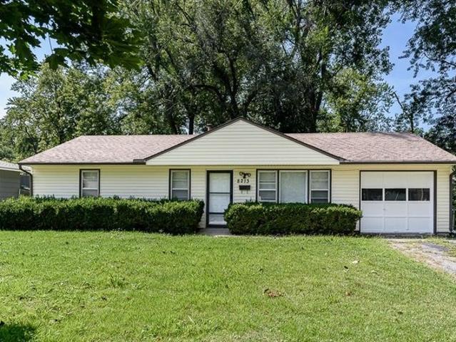 8213 Ruskin Way, Kansas City, MO 64134