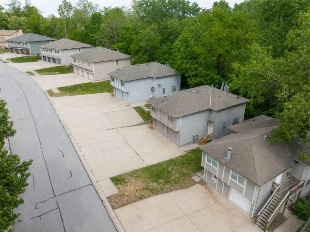 8213 & 8215 Everton Avenue