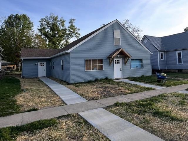 821WEST Warren St Unit A, Mitchell, IN 47446