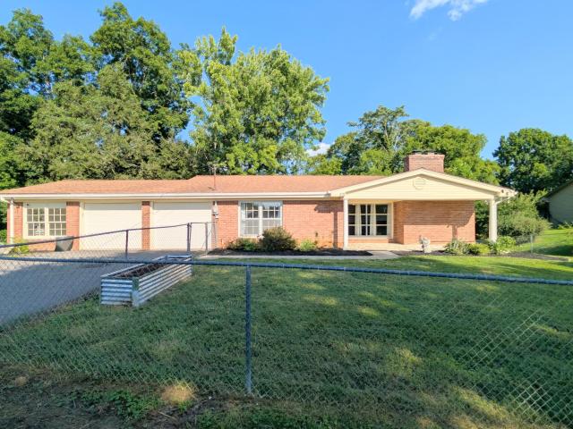 821 Commanche Drive