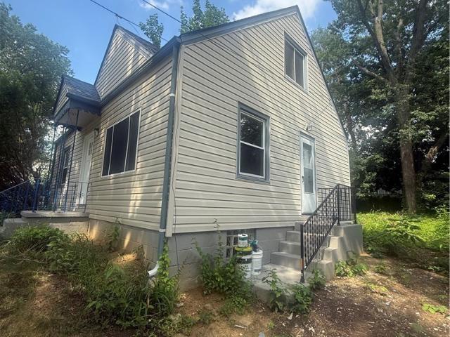 821 Cree Avenue