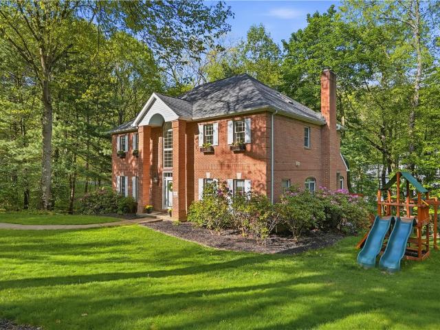 821 Arbordale Lane