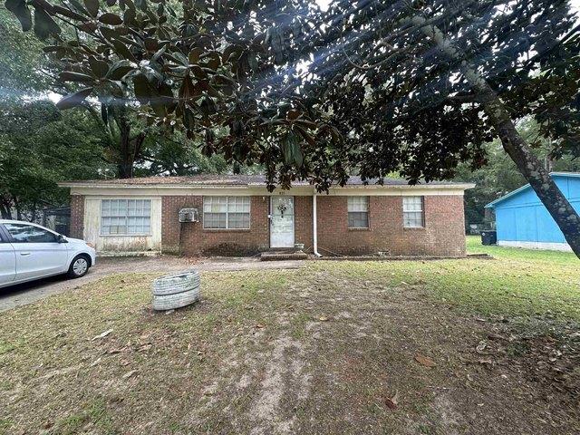 821 Briandav St, Tallahassee, FL 32305