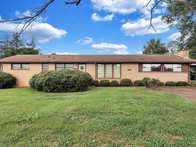 821 Buena Vista Ave, Muscle Shoals, AL 35661
