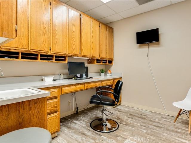 821 E Chapel Street 102