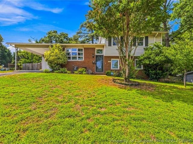 821 Edenwood Dr, Fayetteville, NC 28303