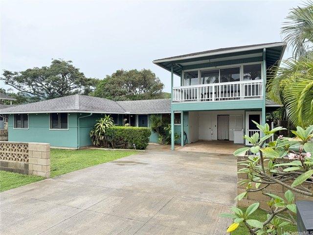 821 Kainui Dr, Kailua, HI 96734