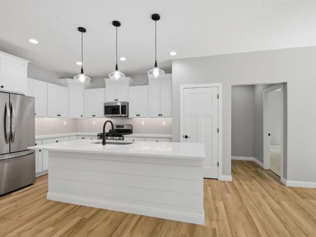 821 Hackberry Court
