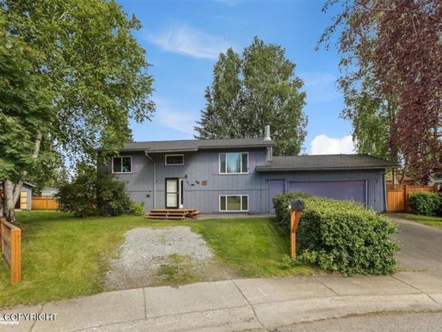 821 Jay Cir, Anchorage, AK 99504
