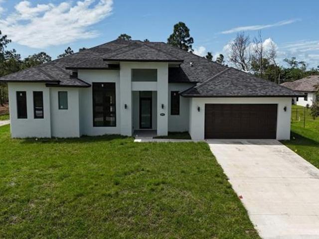 821 Oak Ave, Lehigh Acres, FL 33972