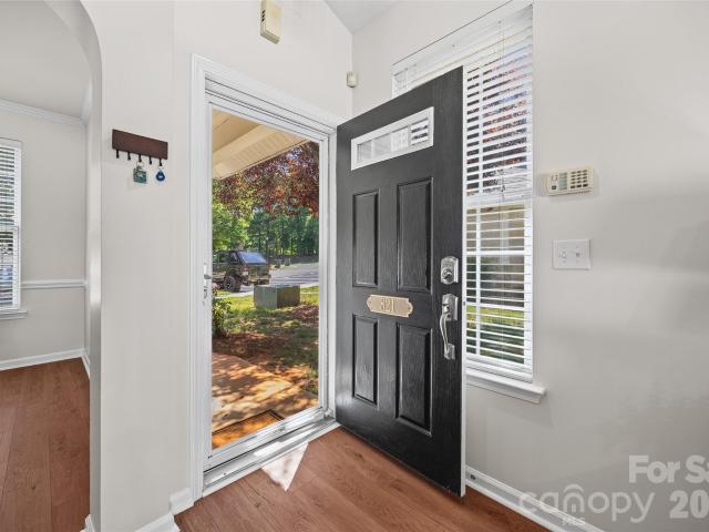 821 Lacebark Drive