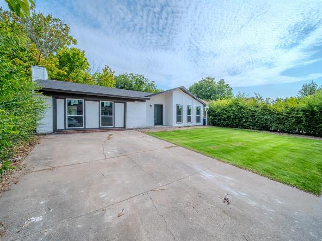 821 Lexington Drive
