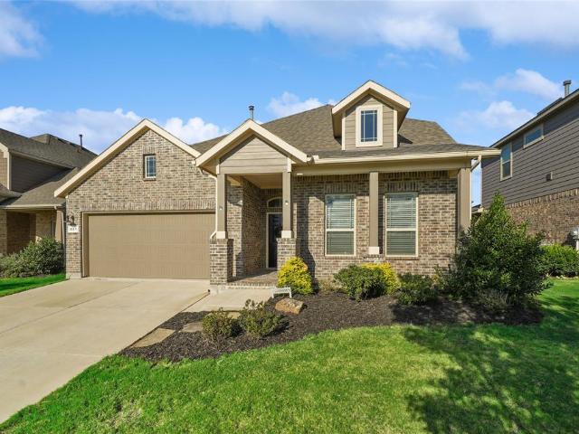 821 Meadows Dr, Argyle, TX 76226 | MLS #20981 | Compass