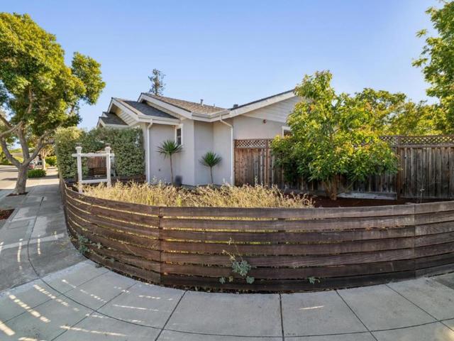 821 Mulberry Lane