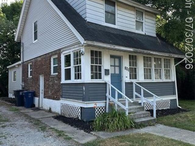 821 N Chevrolet Ave, Flint, MI 48504
