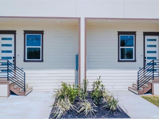 821 North Loop, Unit 1, Houston, TX 77022 | MLS #64495 | Compass