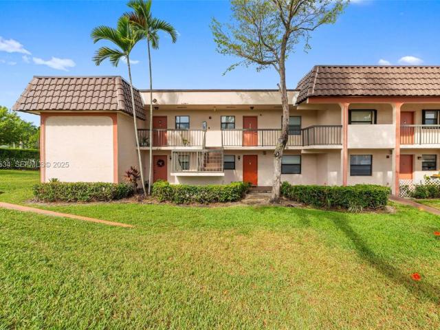821 NE 207th Ln, Unit 1021, Miami, FL 33179 | MLS #A11924