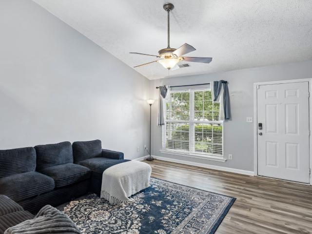 821 Neptune Ct