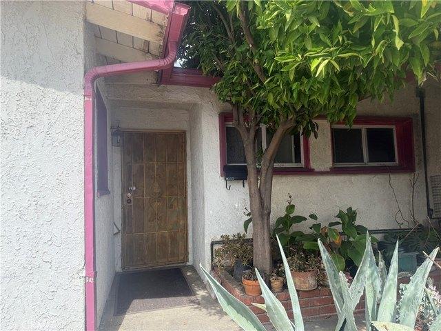 821 S Euclid St, La Habra, CA 90631