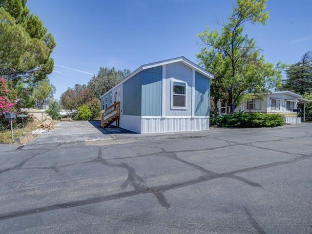 821 Saint Marks St, Redding, CA 96003