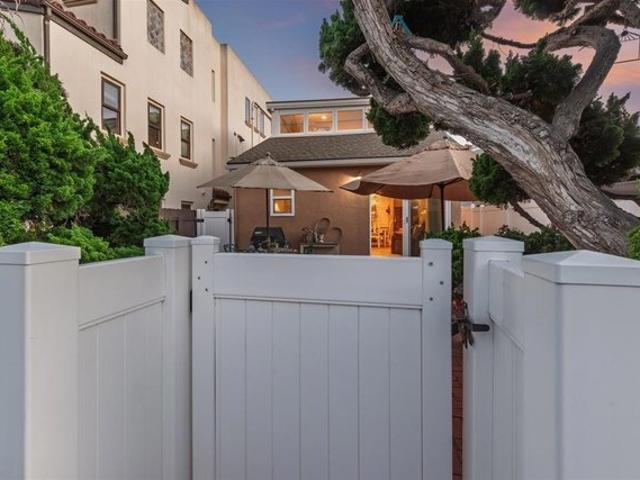 821 San Juan Pl, San Diego, CA 92109