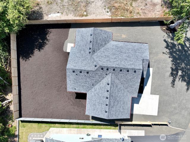 821 Shark Court SW