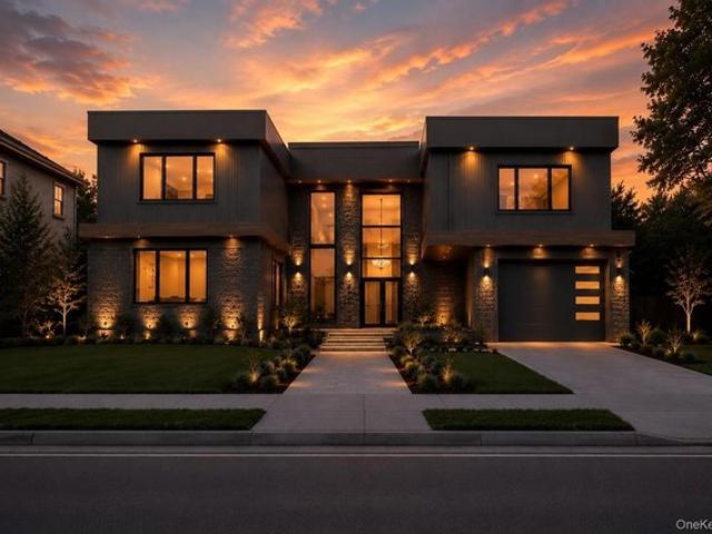 821 Sterling St, North Bellmore, NY 11710