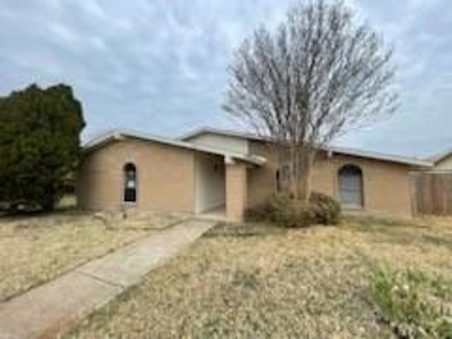 821 Stone Trail Dr, Plano, TX 75023 | MLS #21209 | Compass