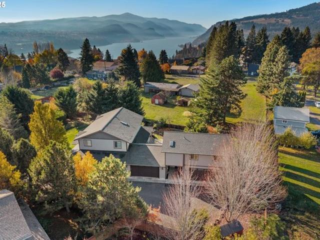 821 Panorama Ct, White Salmon, WA 98672