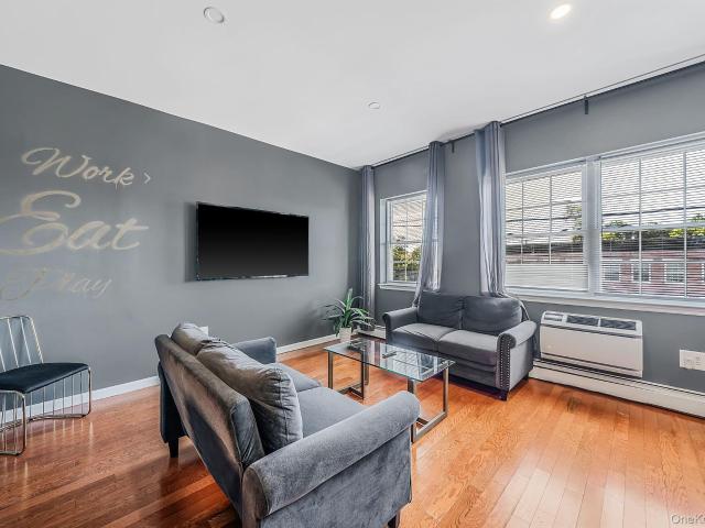 821 Prospect Avenue