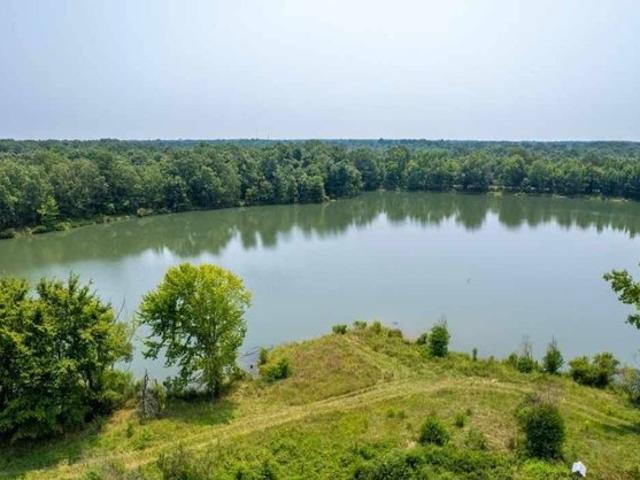 821 Robinson Rd, Hope, AR 71801