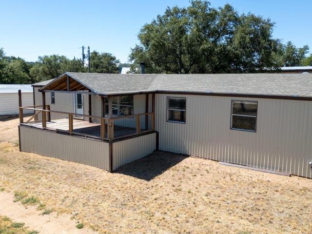 821 Ranch Road 261