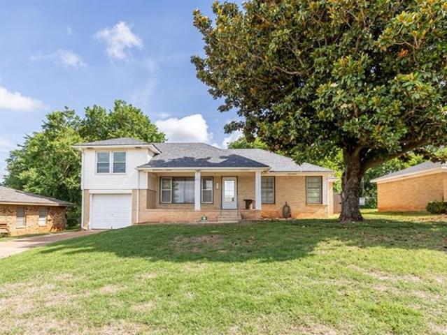 821 W Washington St, Purcell, OK 73080