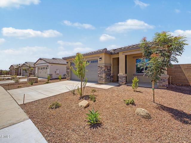 8224 N 174TH Lane