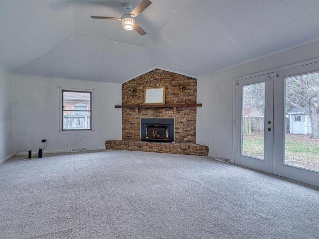 8224 E Heritage Dr, Evansville, IN 47715 | MLS #202612 | Compass