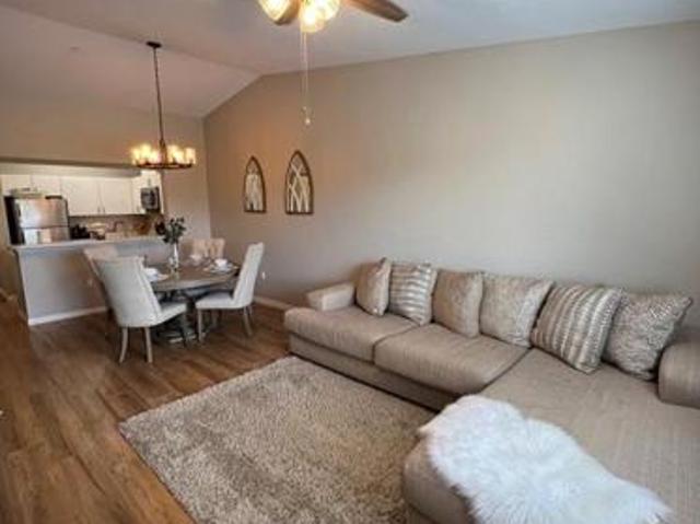 8224 Key Royal Cir #233, Naples, FL 34119