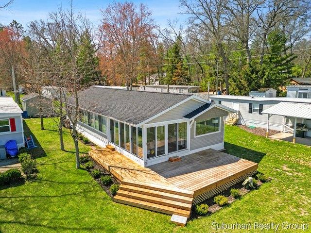 8224 W Pine Grove Beach Dr, Baldwin, MI 49304