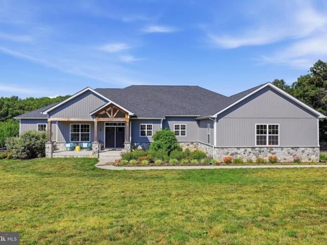 8225 A Ball Rd, Frederick, MD 21704