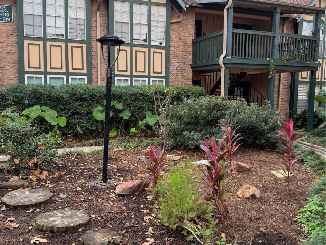 8225 Kingsbrook Rd, Unit 116, Houston, TX 77024 | MLS #67954