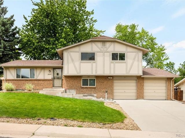 8225 Yarrow St, Arvada, CO 80005