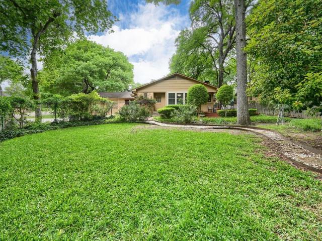 8226 Hunnicut Rd, Dallas, TX 75228 | MLS #21242