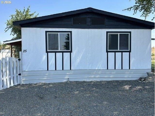82276 Hat Rock Rd, Hermiston, OR 97838
