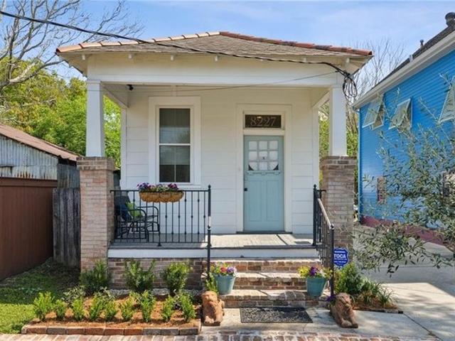 8227 Burthe St, New Orleans, LA 70118